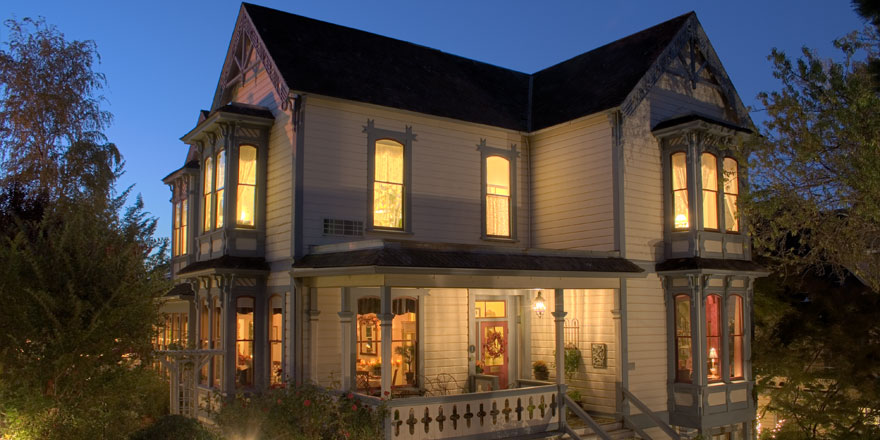 Winchester Inn - Ashland, Oregon Bed and Breakfast - Unique Inns